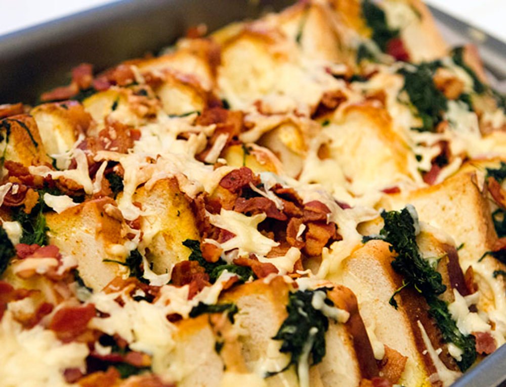 Pannestekt isgalt med ovnsbakte rotgrønnsaker, snittebønner og ...